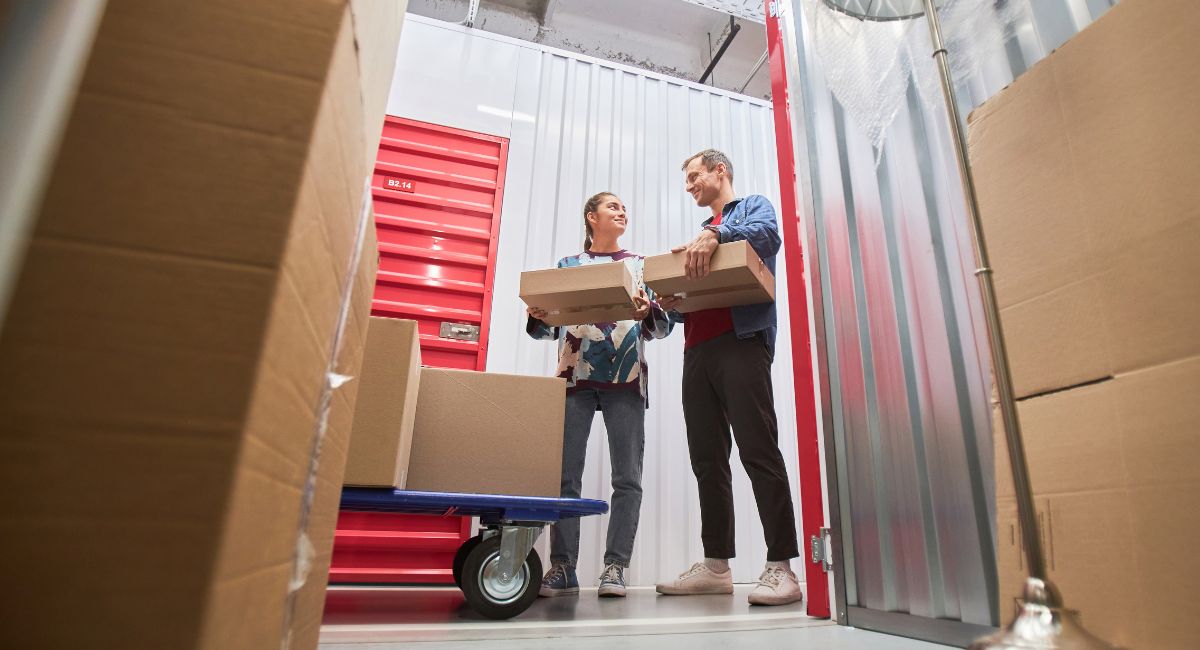 What is the good store room and what are its functions? Why rent a ...